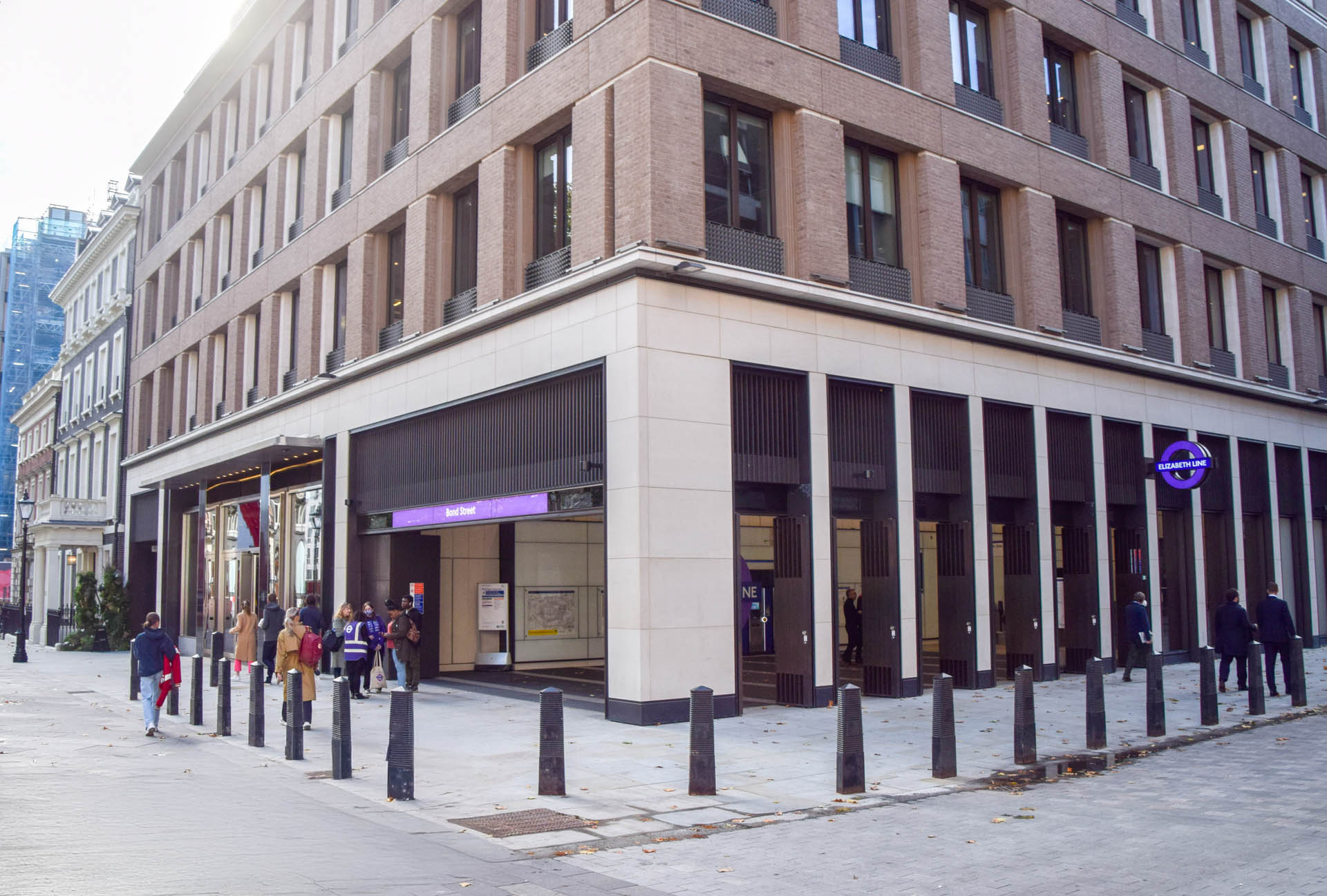 Excellent Transport Connectivity in Mayfair | 18 Woodstock Street